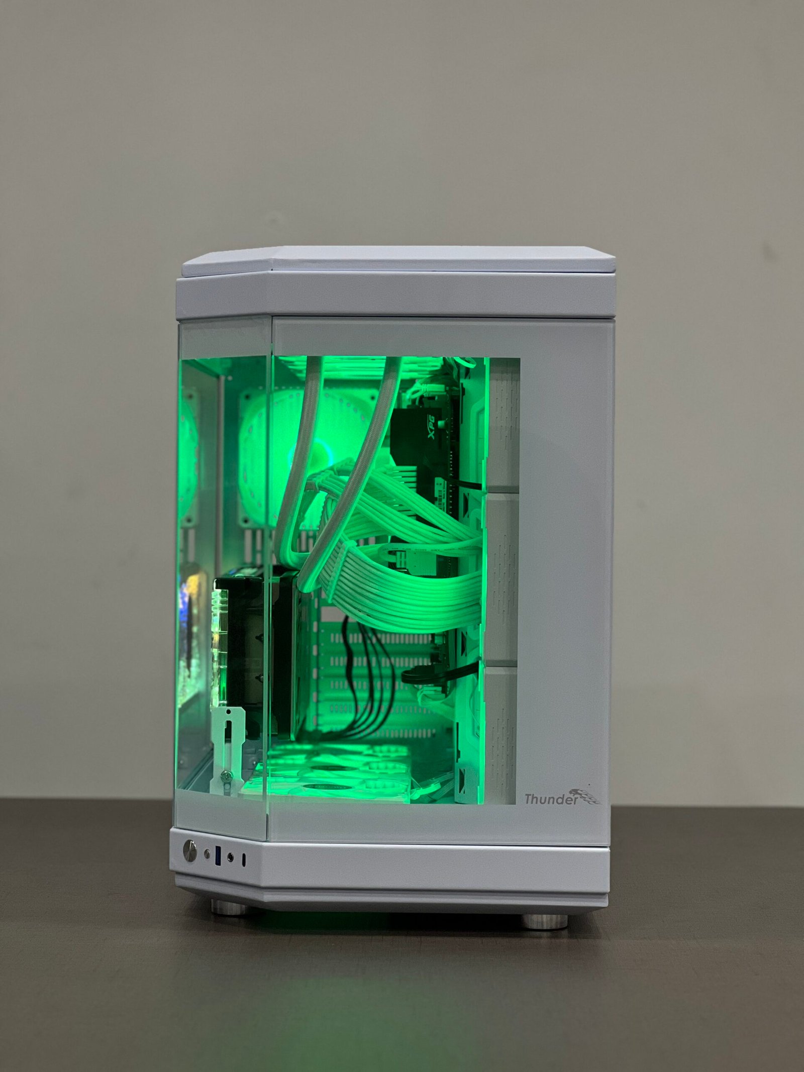 Thor 1.0 - Ryzen 5 9600X & RTX 4070 Super 12GB