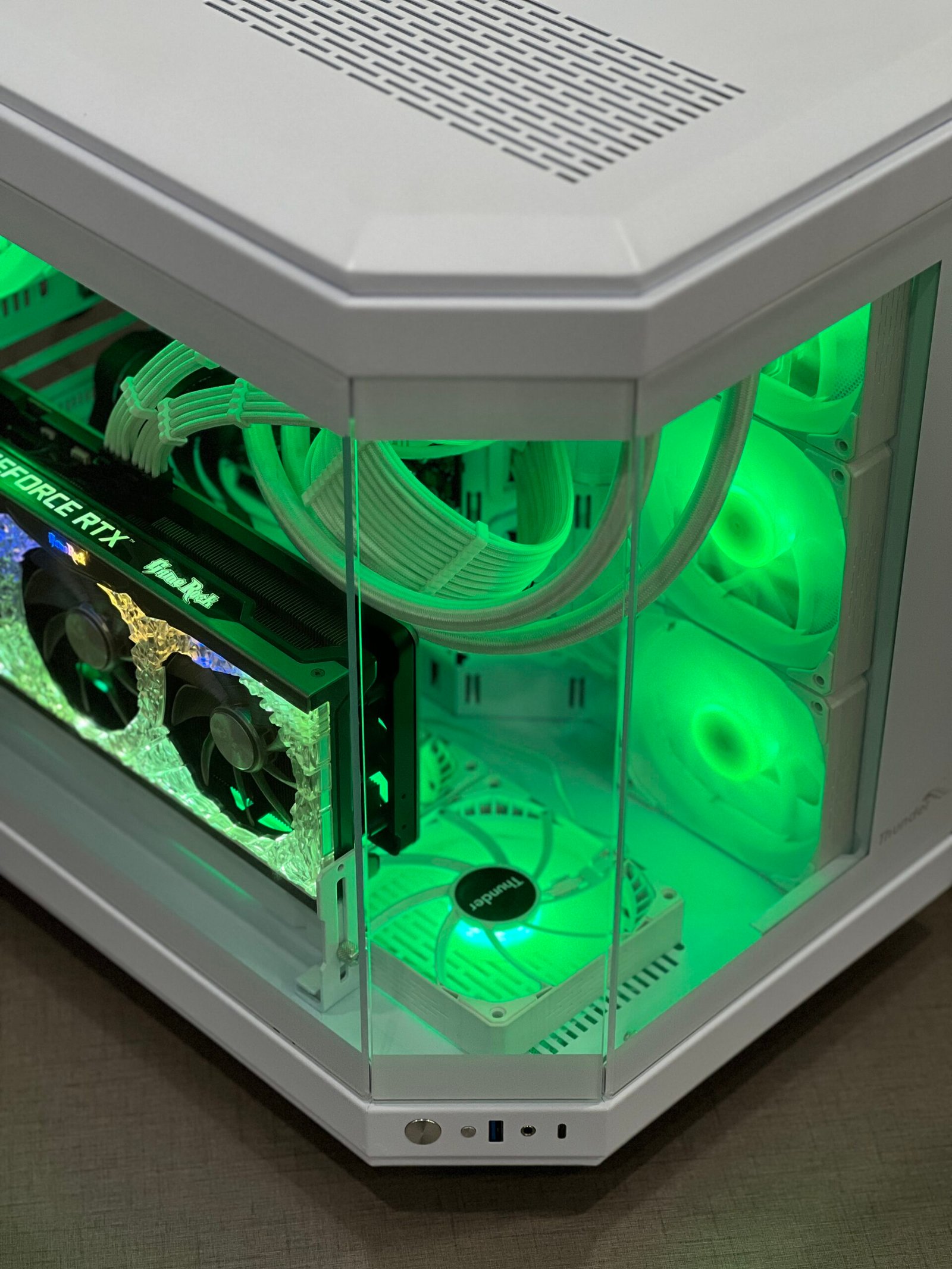 Thor 1.2 - Corei7 14th Gen & RTX 5070 12GB