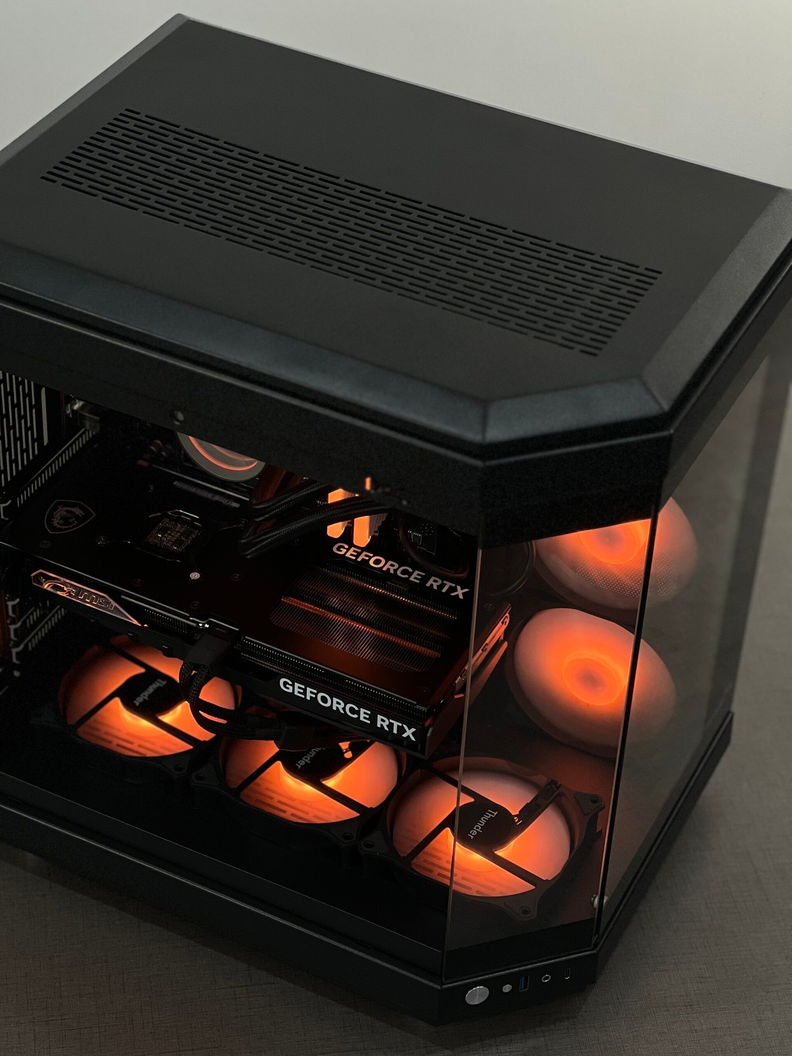 Thor 1.1 - Core i5 14600KF & RTX 5070 12GB